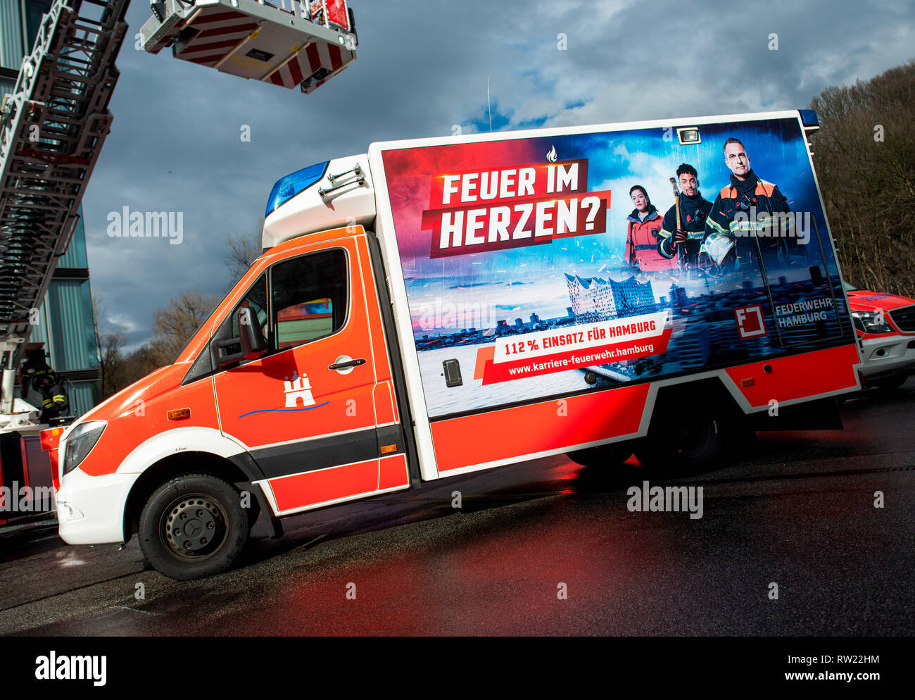 Hamburg, Germany. 04th Mar, 2019. A vehicle with advertising of the ...