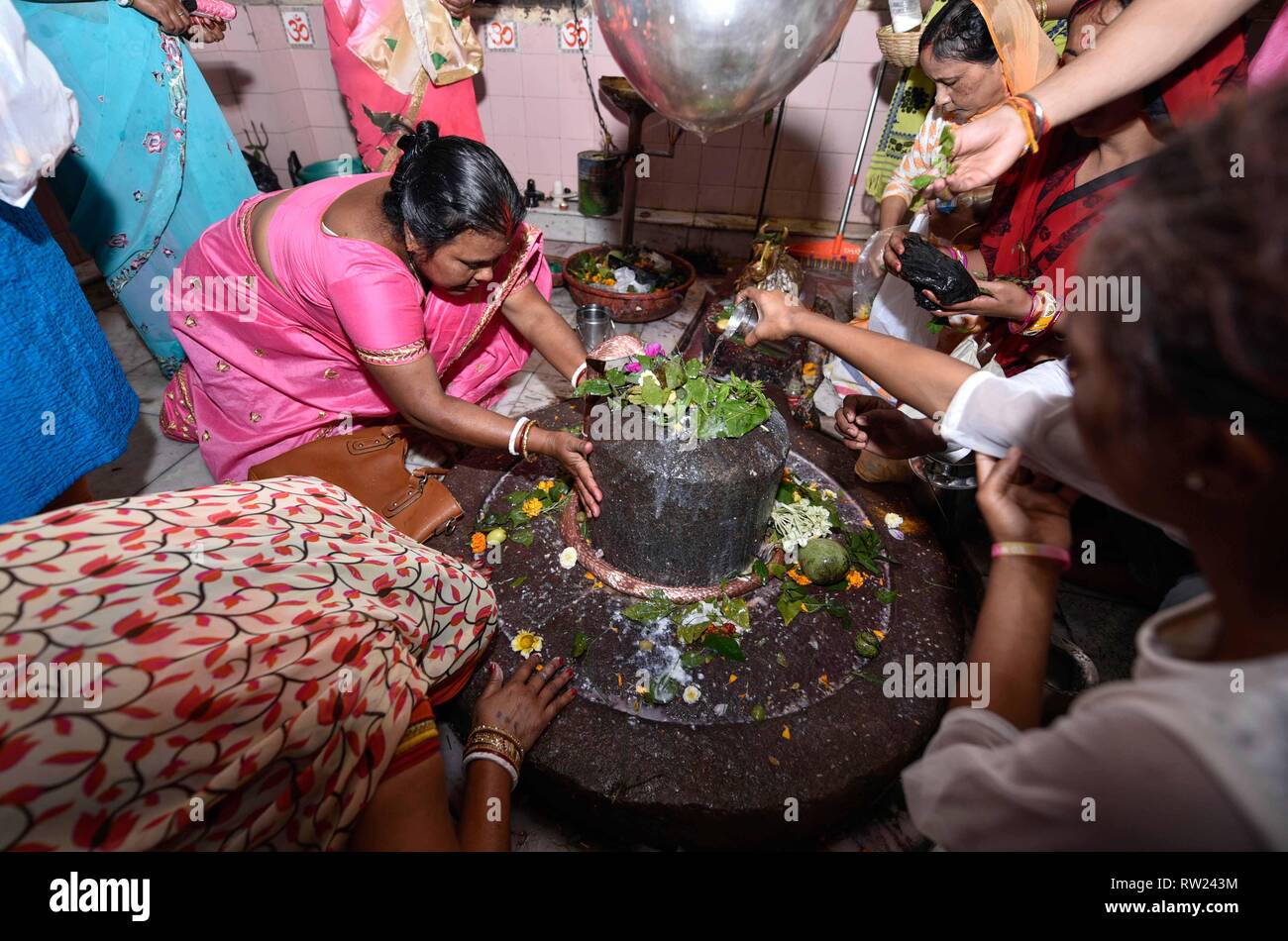 Maha Shivratri. Guwahati, assam, India. March 4, 2019. Hindu devotees ...