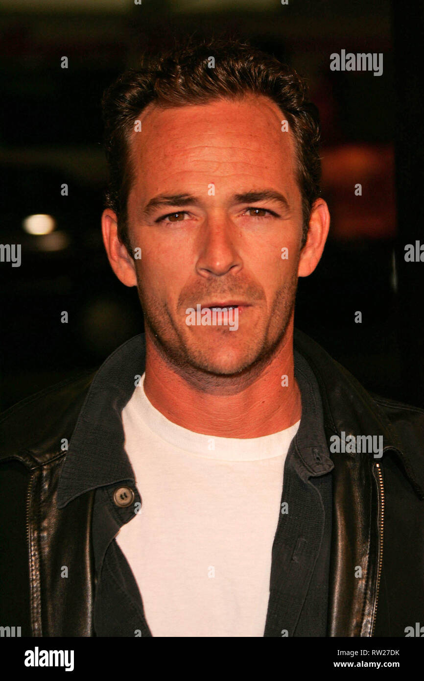 ***FILE PHOTO*** LUKE PERRY DEAD AT 52 Luke Perry at the premiere of ...