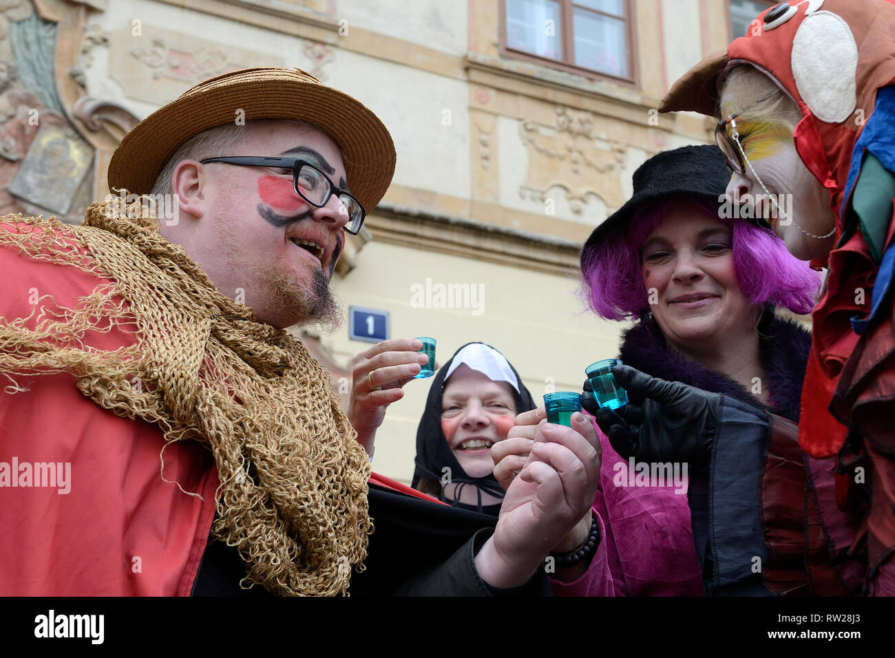 Traditional parade through the prague hi-res stock photography and ...