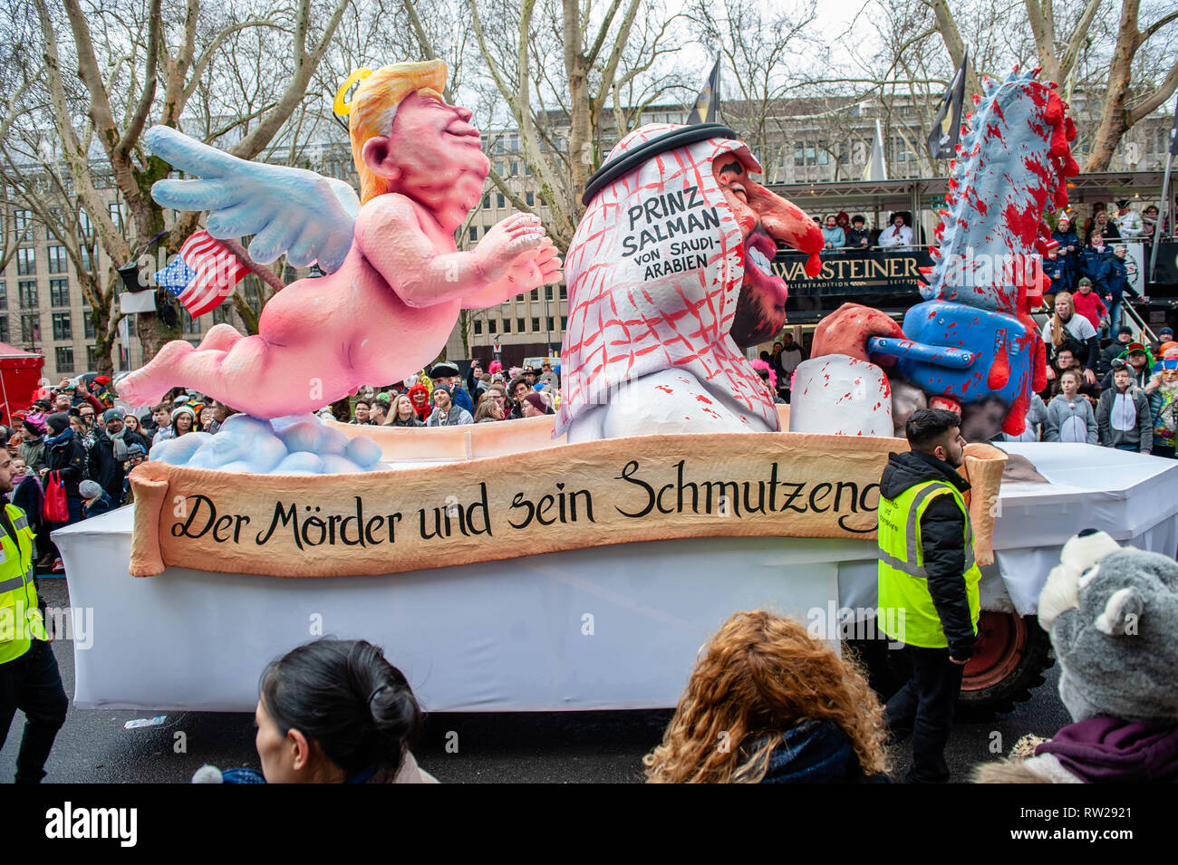 Donald trump carnival figure hi-res stock photography and images - Alamy