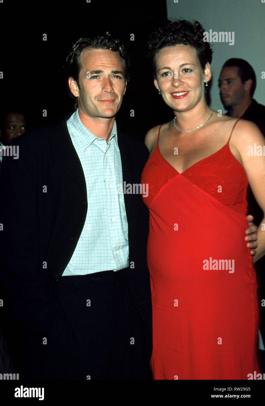 Rachel Sharp Wiki Luke Perrys Wife Age Height Family Net Luke Perry