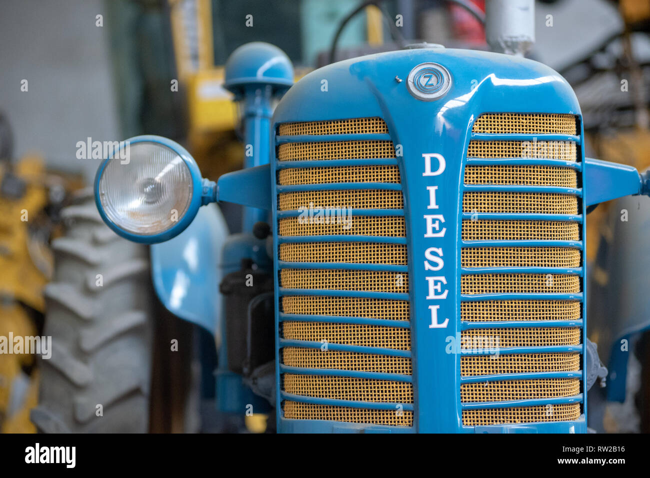 Tractor front grill hi-res stock photography and images - Alamy