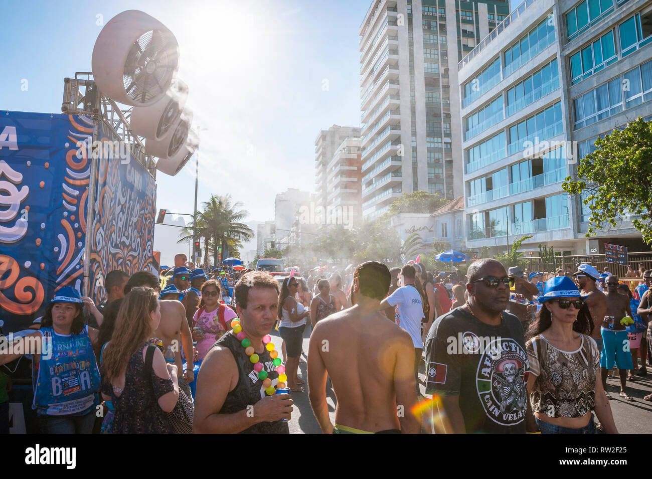 Celebrating carnival in rio hi-res stock photography and images - Alamy