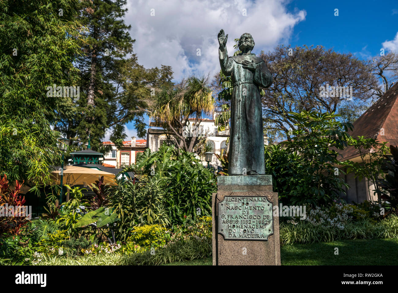 Statue des Franz von Assisi Stadtpark Jardim Municipal do Funchal ...
