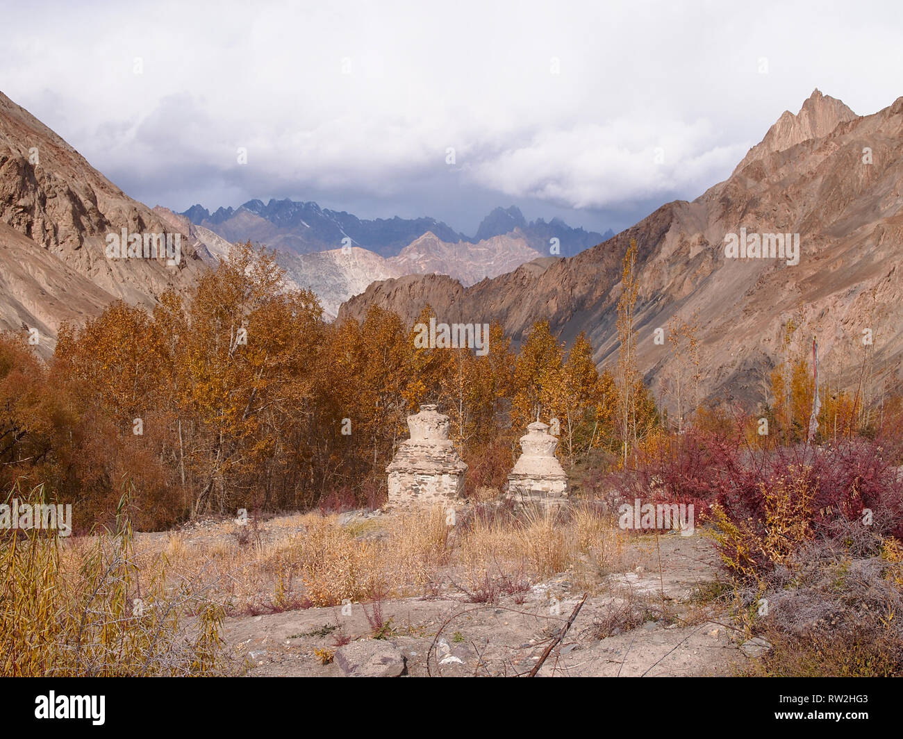 Ladakhi language hi-res stock photography and images - Alamy