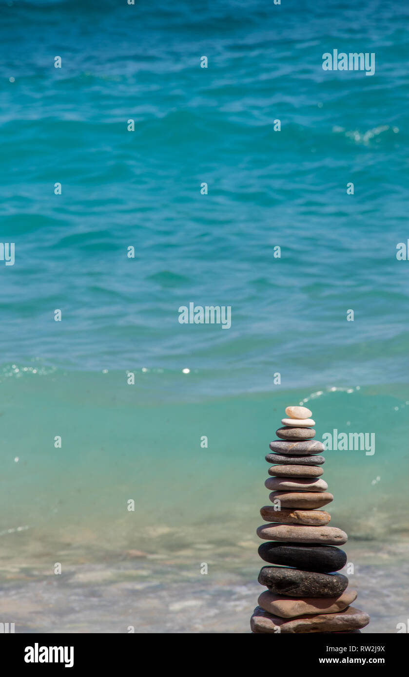 rock sculpture on beach Stock Photo - Alamy