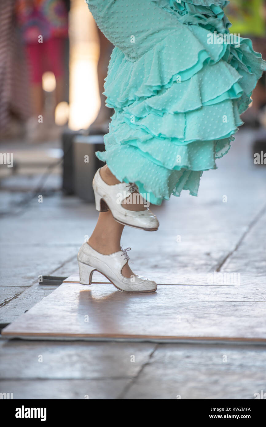 Seville dancers hi-res stock photography and images - Alamy