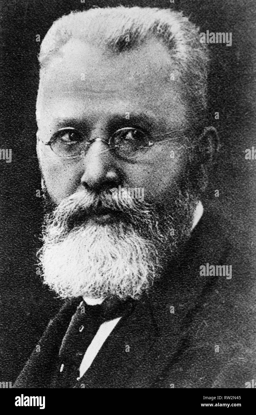 Herr dokter Black and White Stock Photos & Images - Alamy