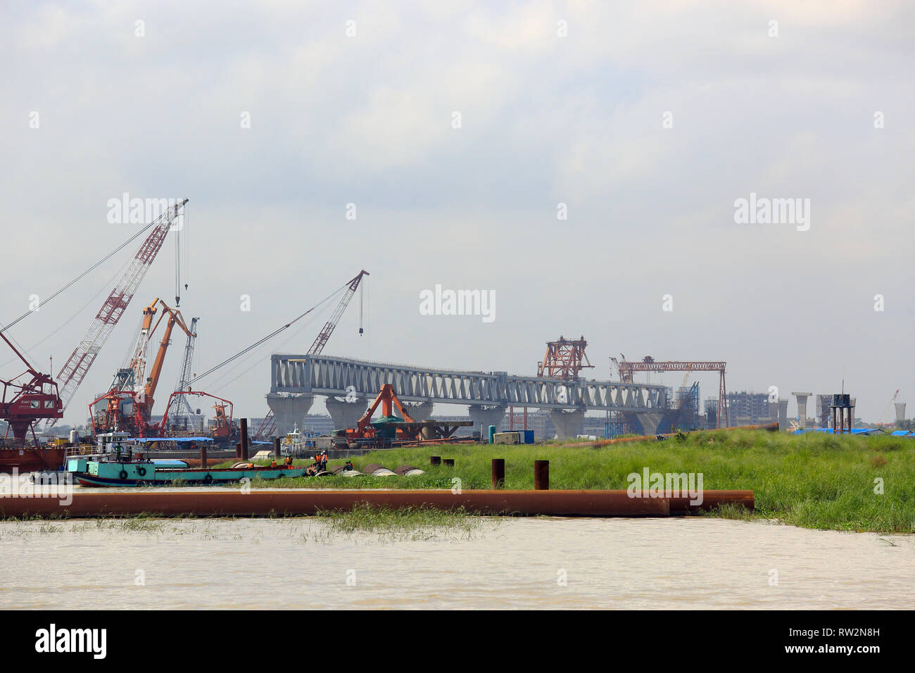 Padma multipurpose bridge project hi-res stock photography and images ...