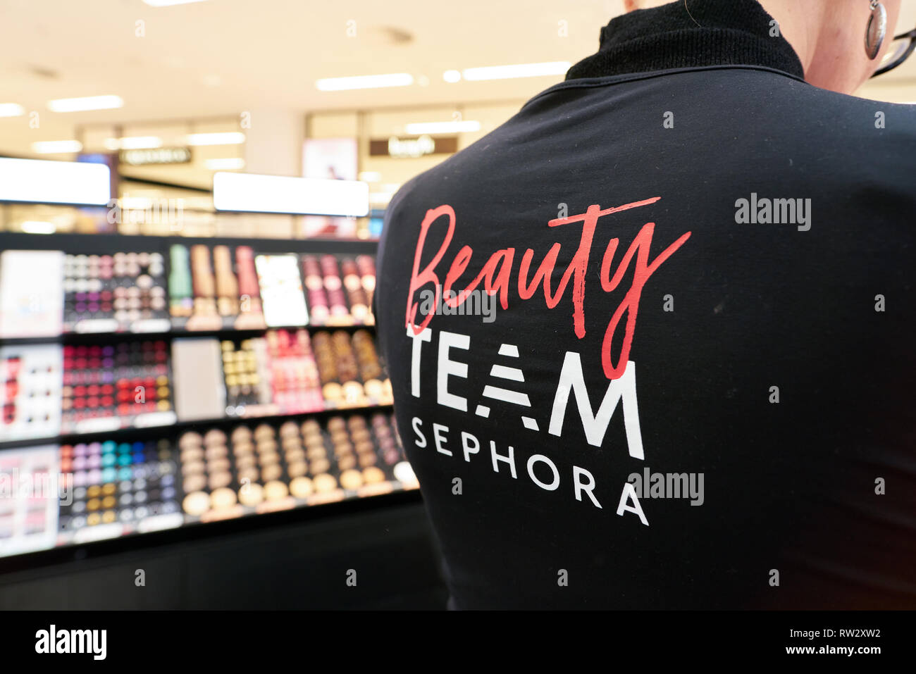 Beauty team hi-res stock photography and images - Alamy