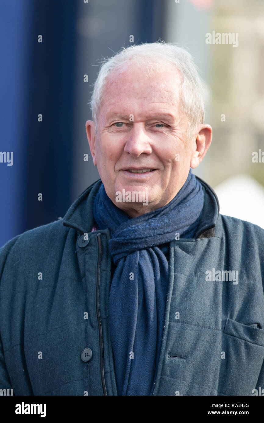 Red bull motorsport consultant team hi-res stock photography and images ...