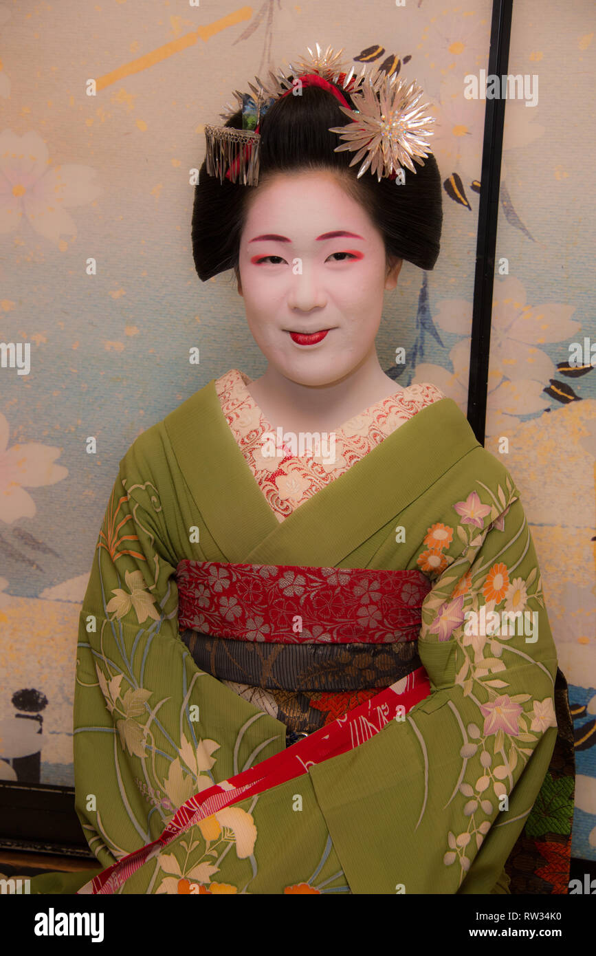 Asia, Japan, Kansai Region, Kyoto, geisha, maiko Stock Photo - Alamy