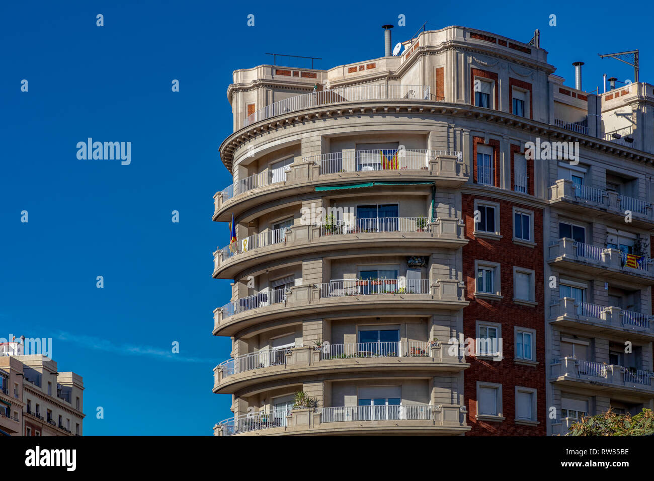 modern block of flats, Barcelona, Catalonia, Spain Stock Photo - Alamy