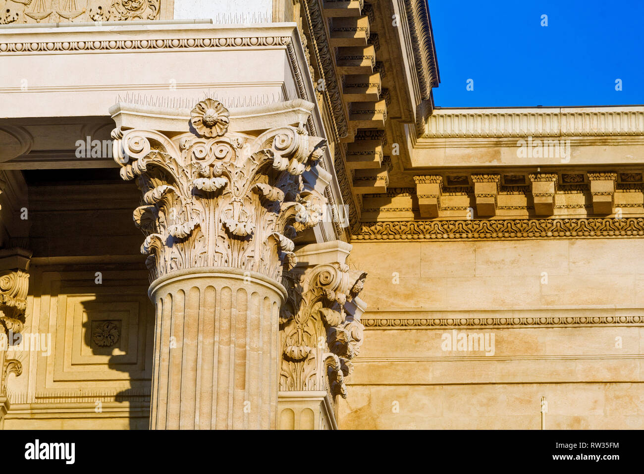 Historic neoclassical architecture courthouse building hi-res stock ...