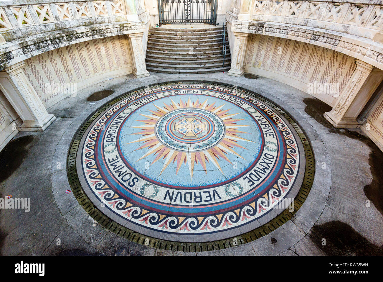 the war memorial of 14-18, in the form of a buried crypt which is ...