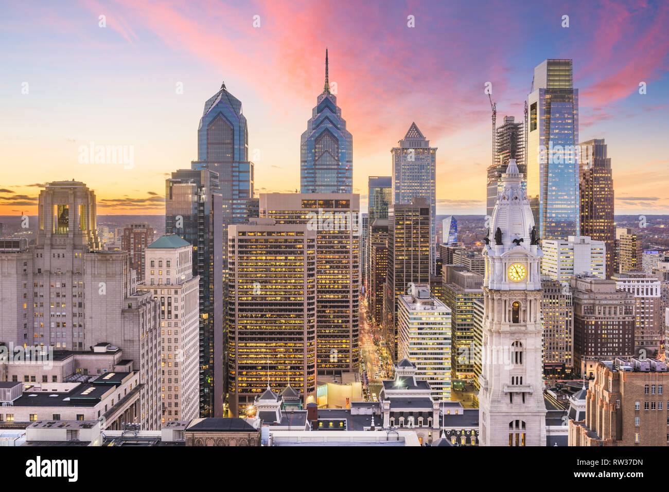 Philadelphia, Pennsylvania, USA skyline over Center City at sunset ...