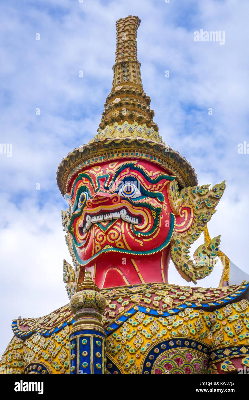 Yaksha statue in Grand Palace complex, Bangkok, Thailand Stock Photo ...