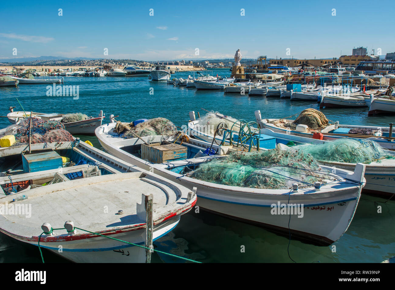Tyre lebanon harbor hi-res stock photography and images - Alamy