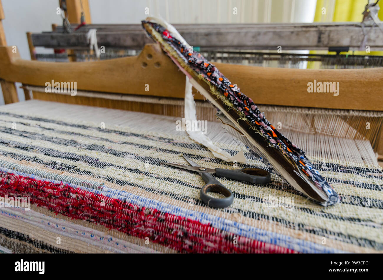 Handloom weave hi-res stock photography and images - Alamy