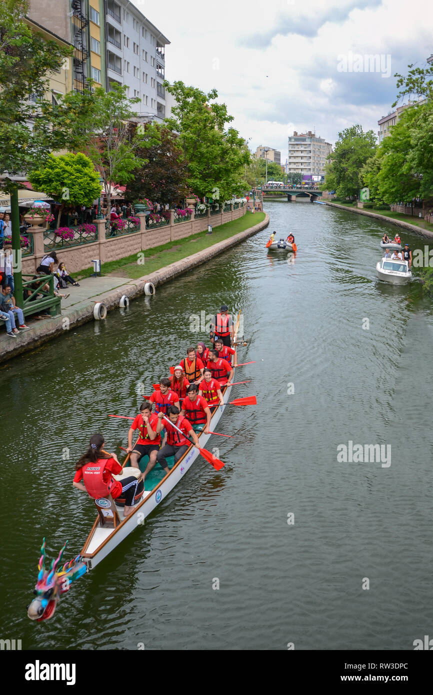 Eskisehir,TURKEY-June 04,2016: Scene of a competitive boat racing in ...