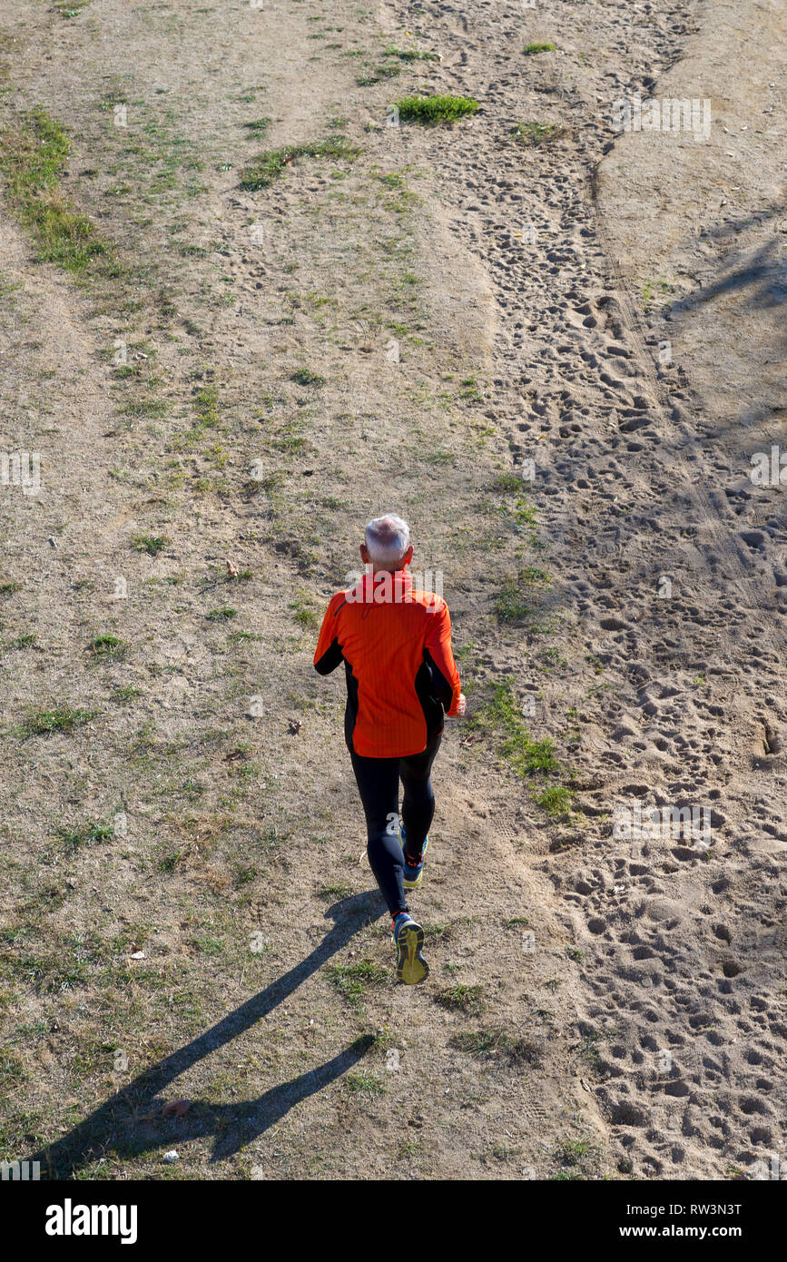 Man running back view one hi-res stock photography and images - Alamy