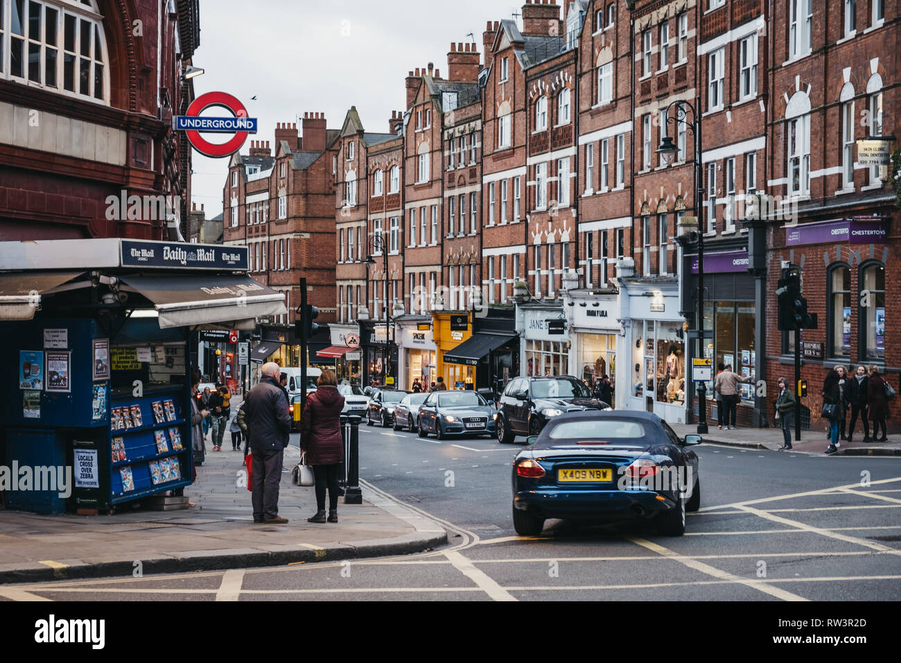 Hampstead Tube Station High Resolution Stock Photography and Images - Alamy