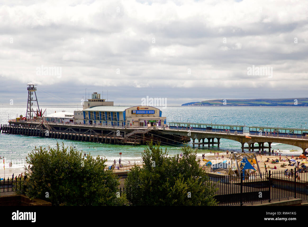 Bournemouth sunrise hi-res stock photography and images - Alamy
