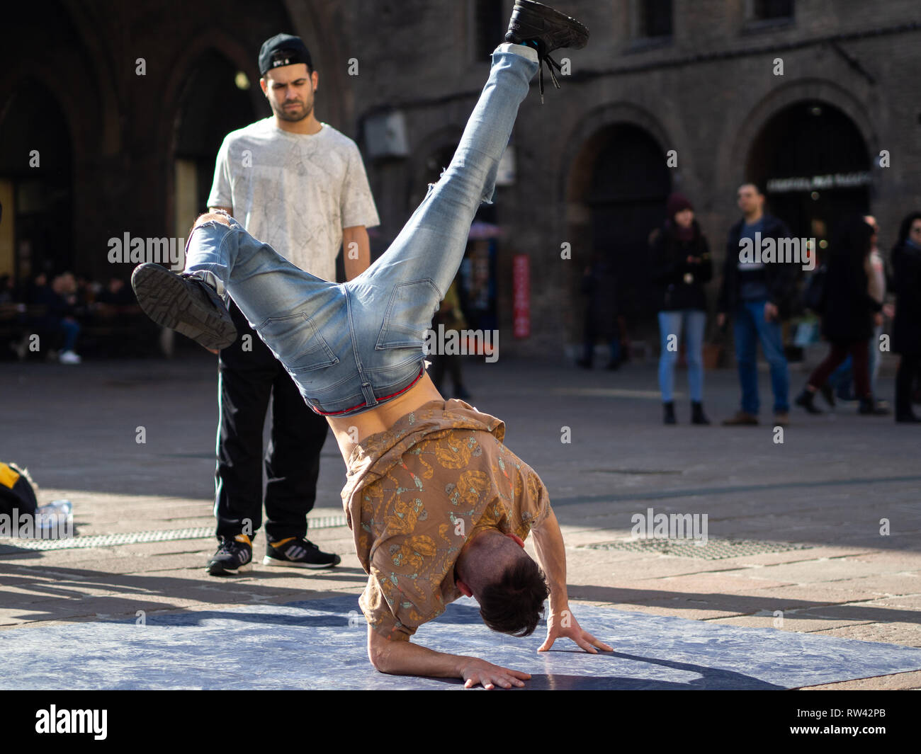 Boy Isolated Break Dance High Resolution Stock Photography and Images ...