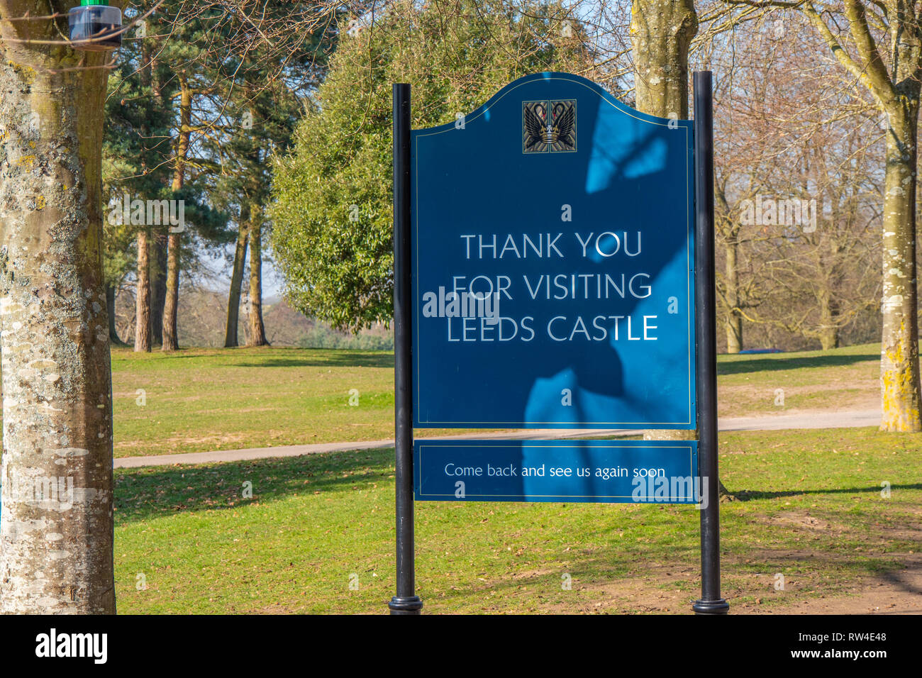 Leeds Castle is a famous landmark in England - KENT, UNITED KINGDOM ...
