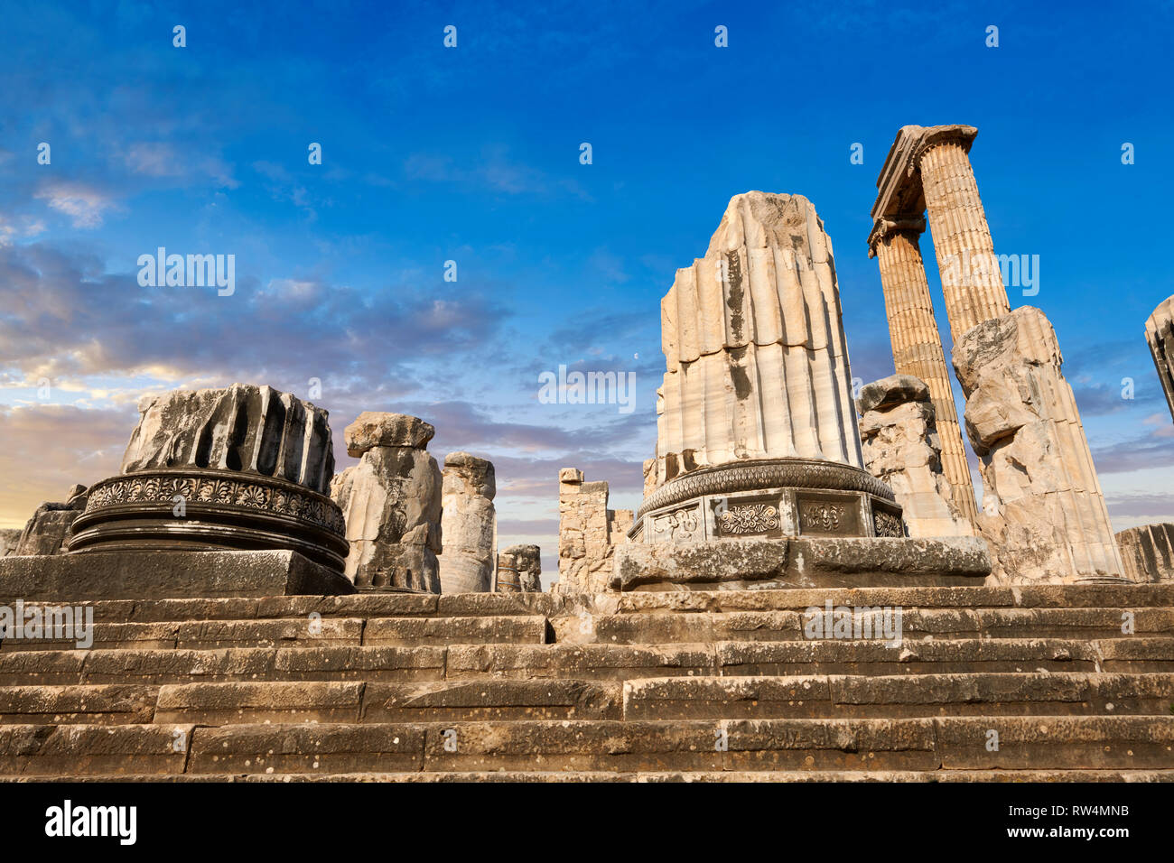 Picture of the steps & columns of the ruins of the Ancient Ionian Greek ...