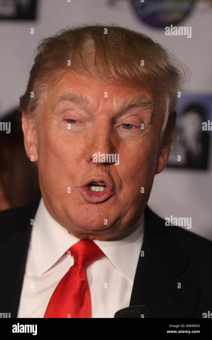 DONALD TRUMP 2015 Photo By John Barrett/PHOTOlink Stock Photo - Alamy