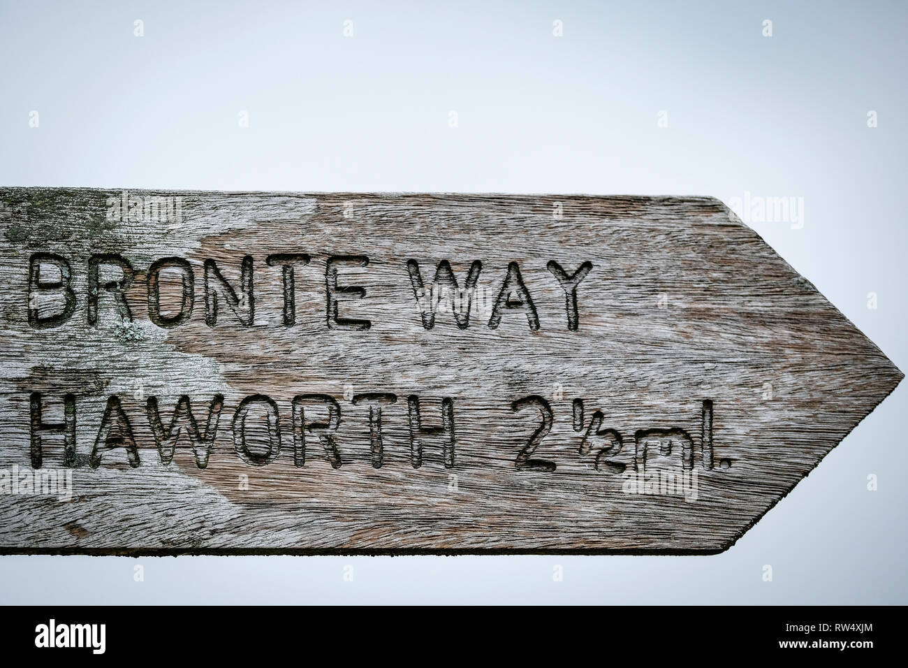 The Bronte Way and Haworth Signpost, Haworth Moor, West Yorkshire ...