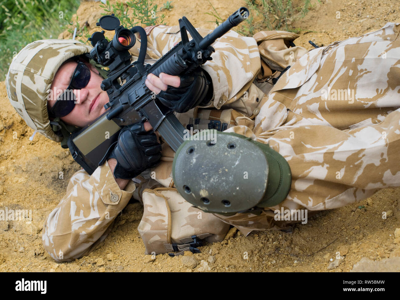British army soldier hi-res stock photography and images - Alamy