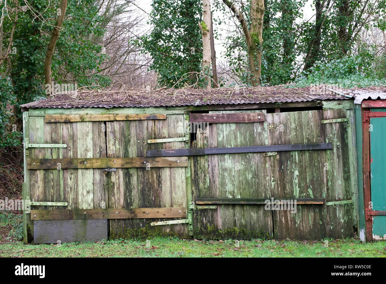 Rustic Garden Shed Stock Photos & Rustic Garden Shed Stock Images - Alamy