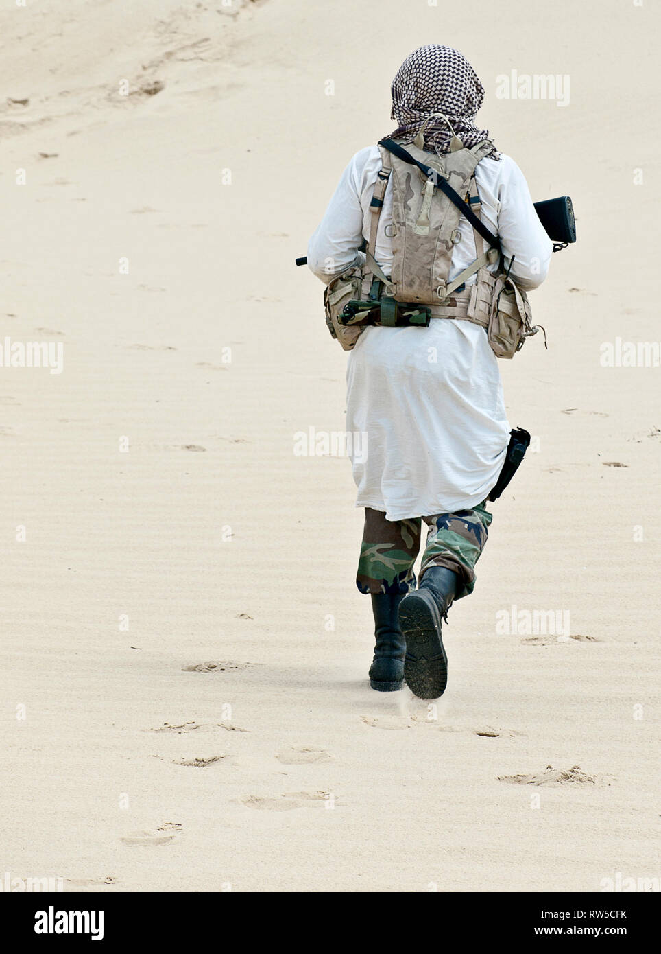 Muslim army hi-res stock photography and images - Alamy