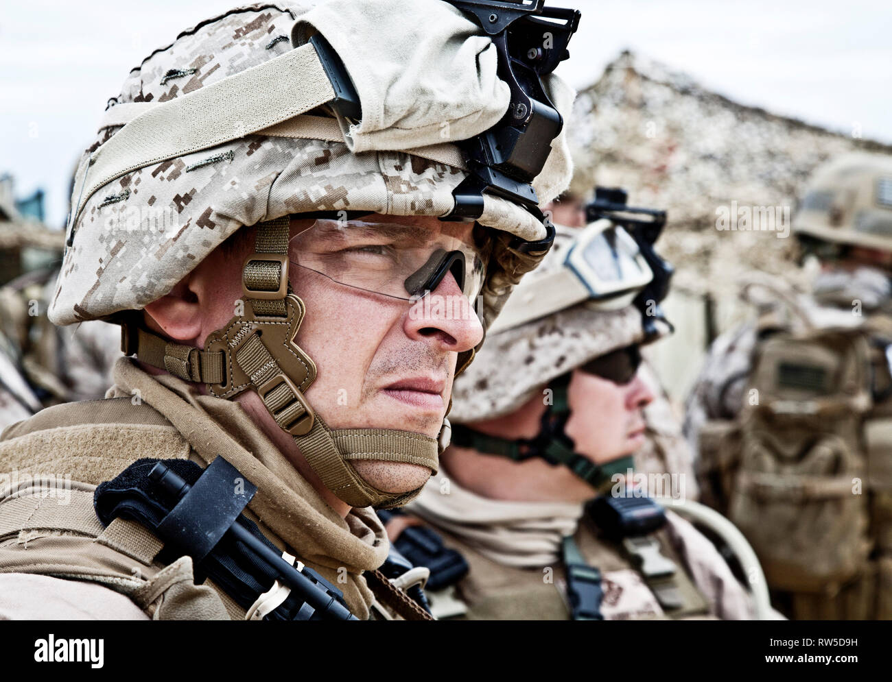 Close up marine in uniform hi-res stock photography and images - Alamy