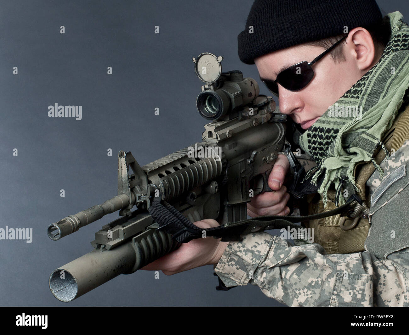 American special forces soldier gun hi-res stock photography and images ...
