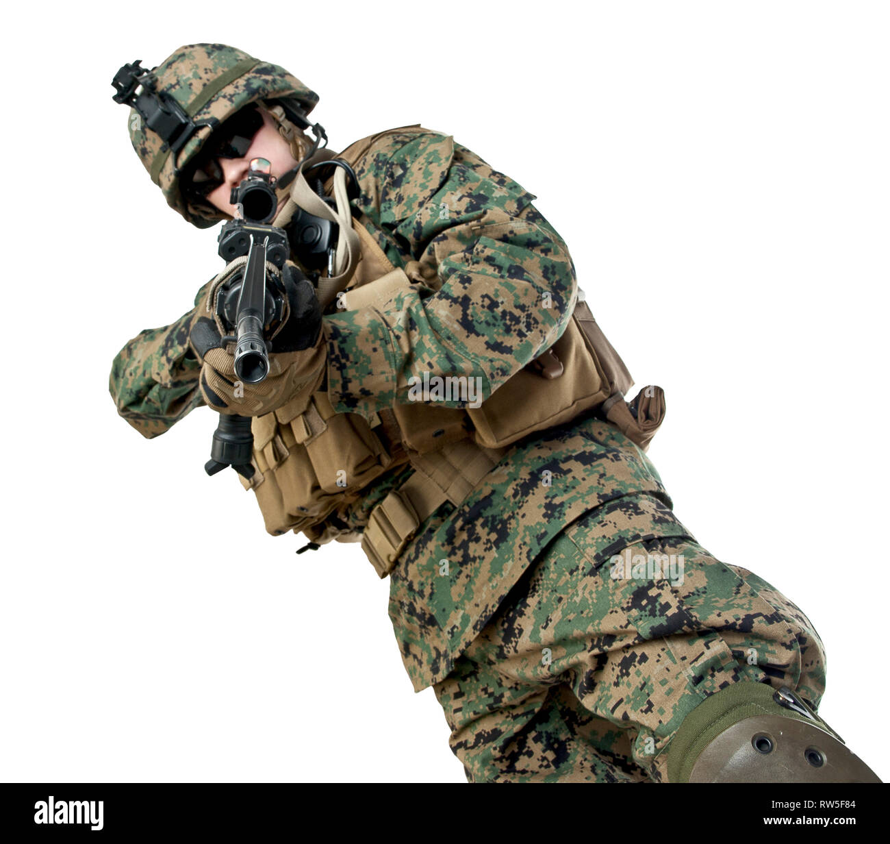 U.S. soldier aiming his rifle Stock Photo - Alamy