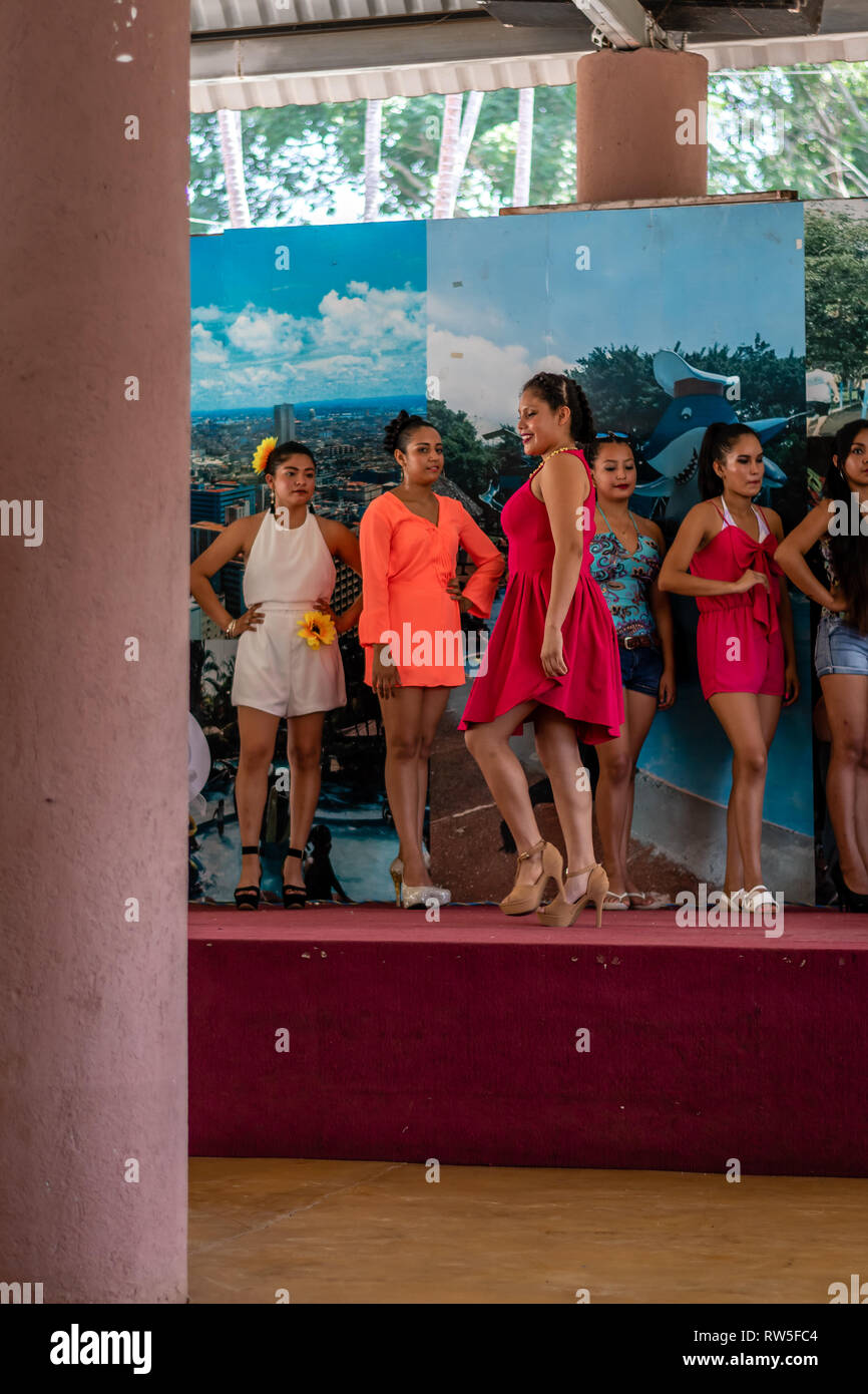 latin beauty pageant girl posing in Guatemala Stock Photo - Alamy