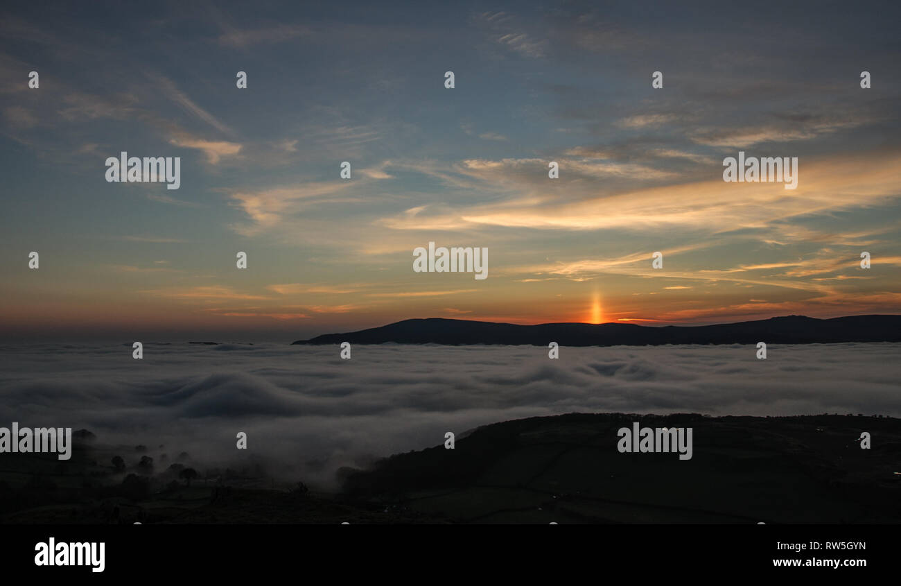 Solar column hi-res stock photography and images - Alamy