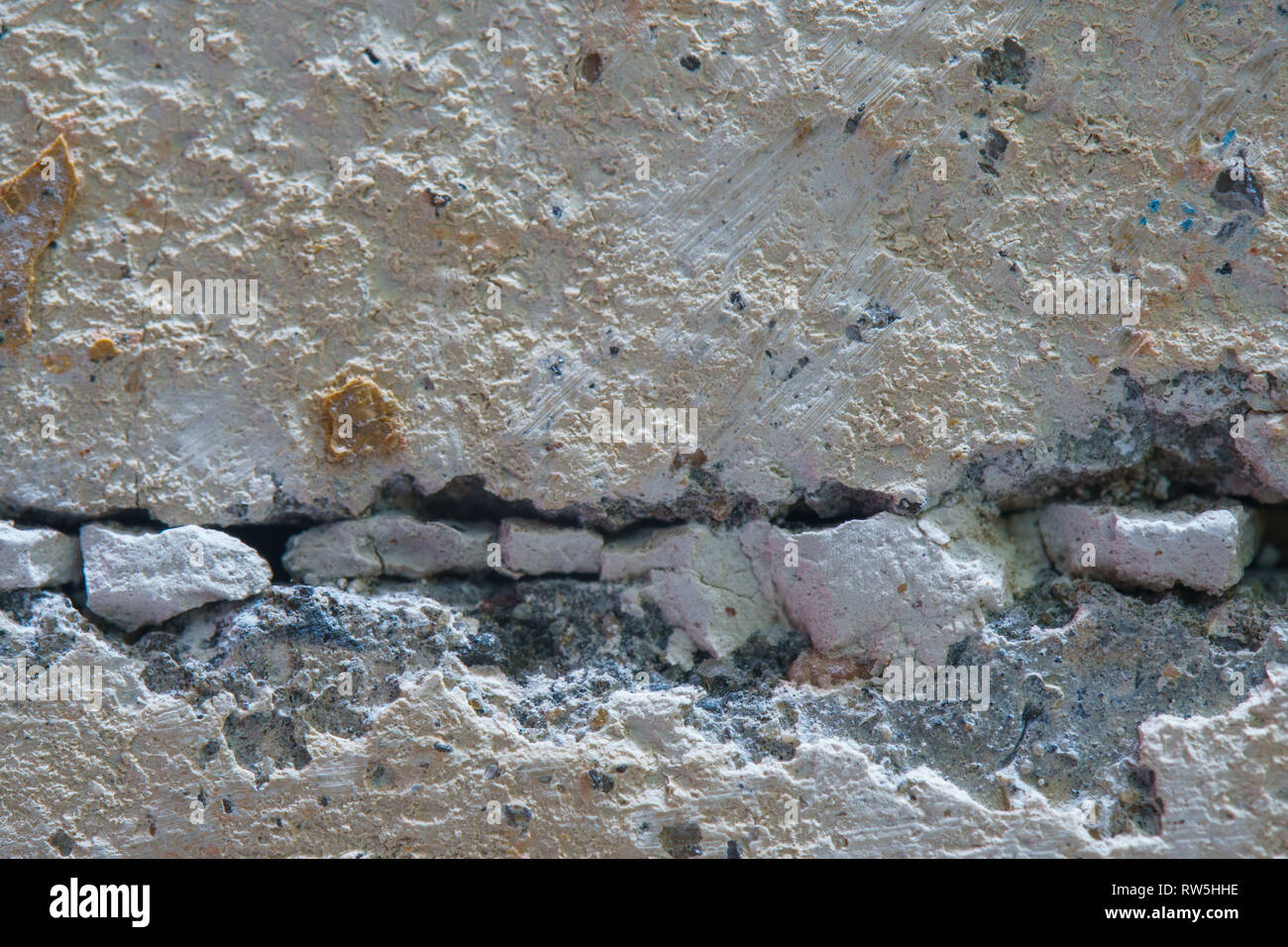 Destruction in Reinforced Concrete Construction. Defects at the ...