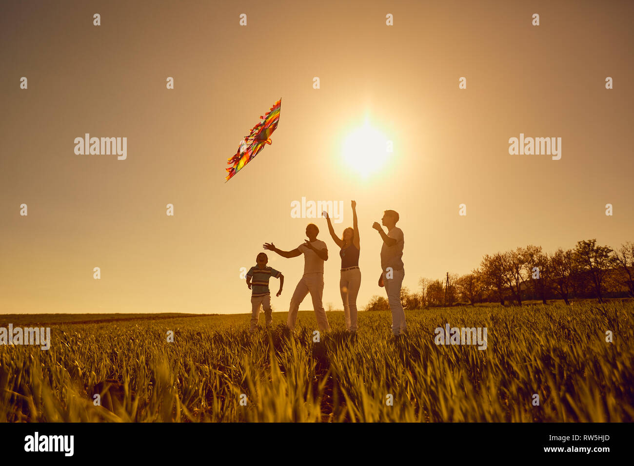 Kite field family hi-res stock photography and images - Alamy