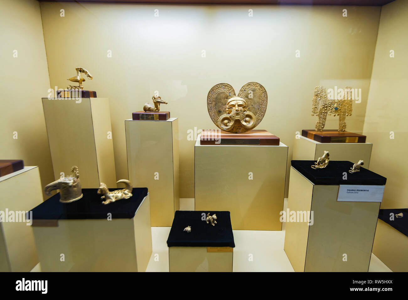 Dominican republic national palace hi-res stock photography and images ...