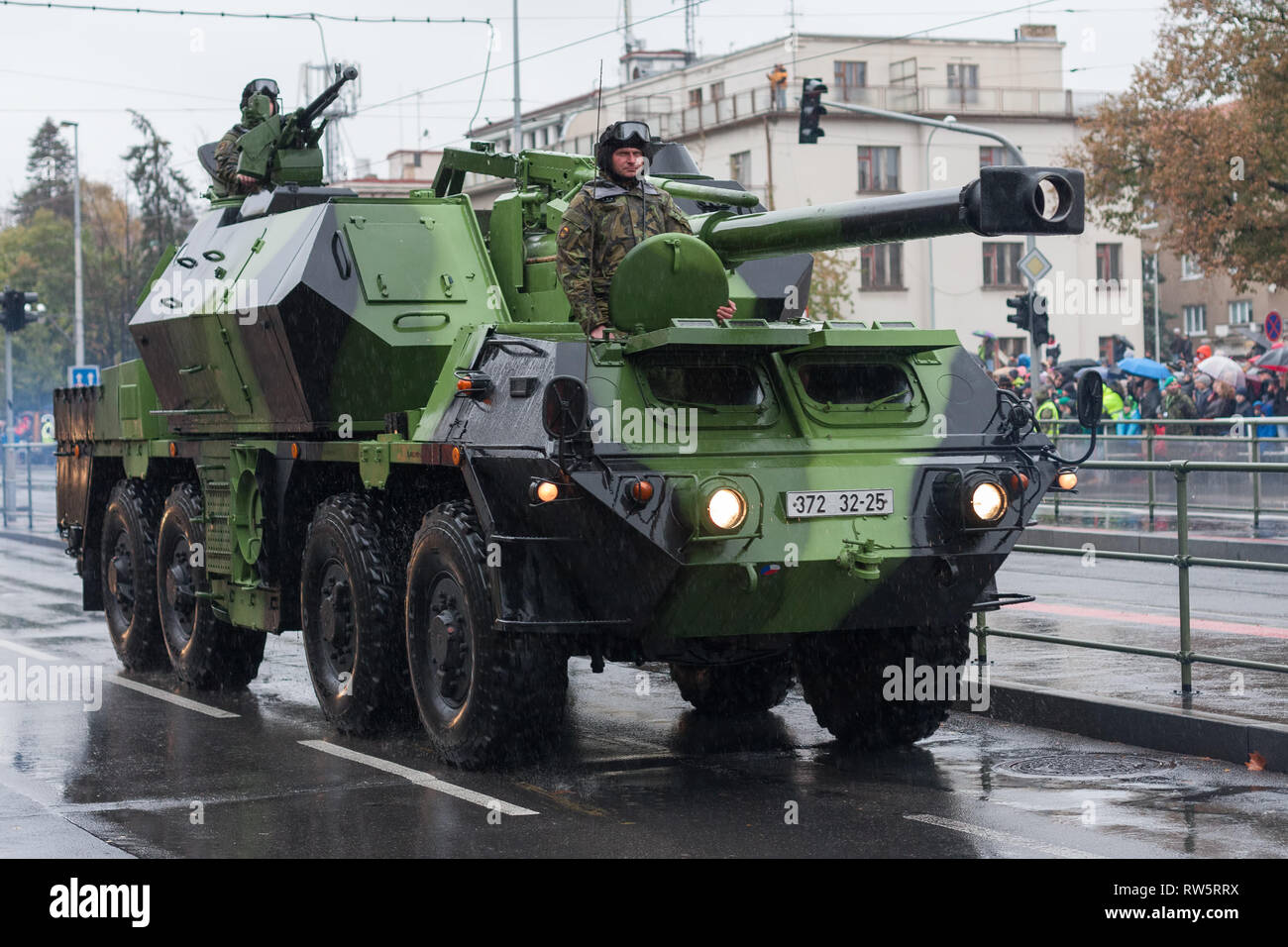 European street, Prague-October 28, 2018: Soldiers of Czech Army are ...