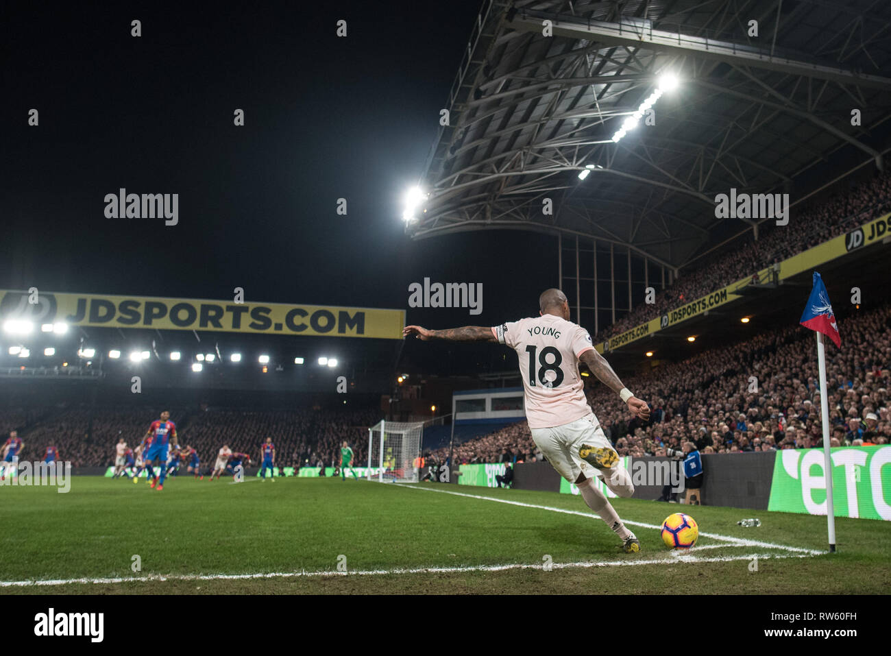 Star jump gym hi-res stock photography and images - Alamy