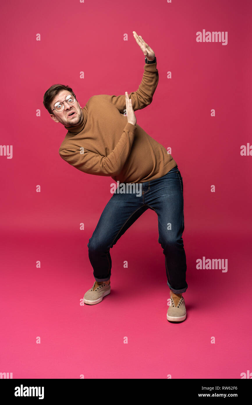 Fullbody pose hi-res stock photography and images - Alamy