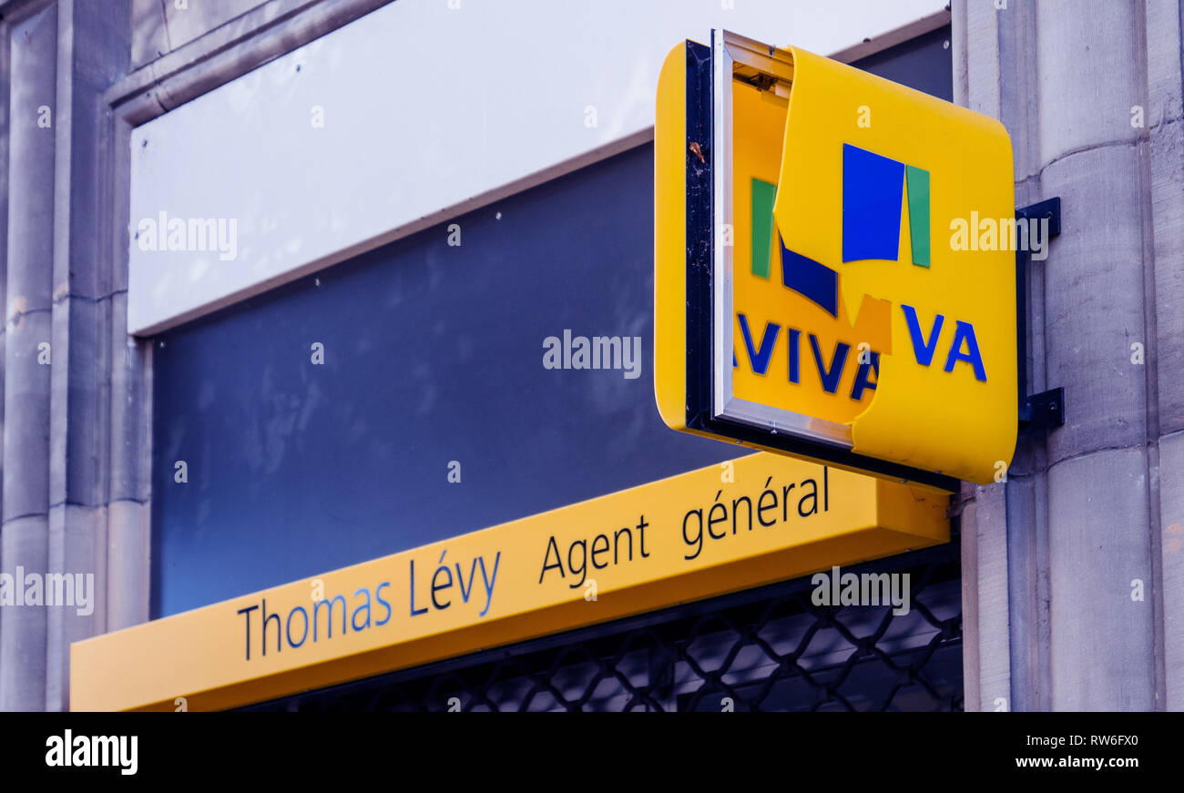 Aviva insurance logo hi-res stock photography and images - Alamy