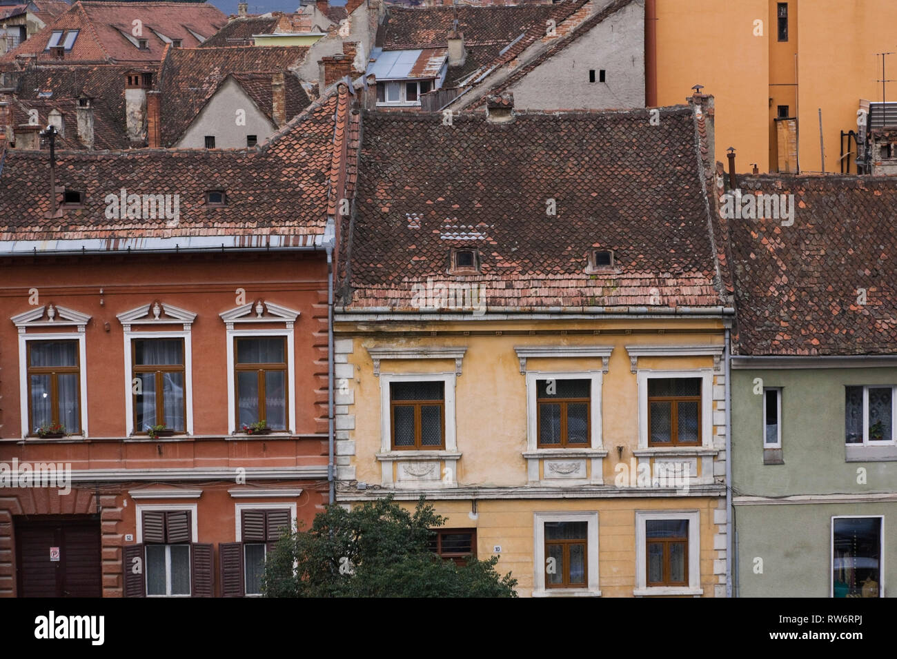 Traditional romanian homes hi-res stock photography and images - Alamy