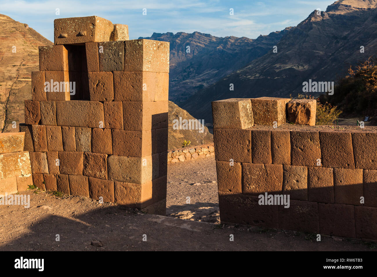 Pisac: SECTOR OF INTIHUATANA, in it are the palaces, temples and ...